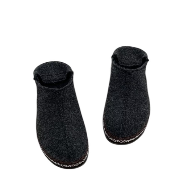 UGG | Shoes | New Ugg Womens Cozy Black Refelt Tasman Slip On Shoes ...